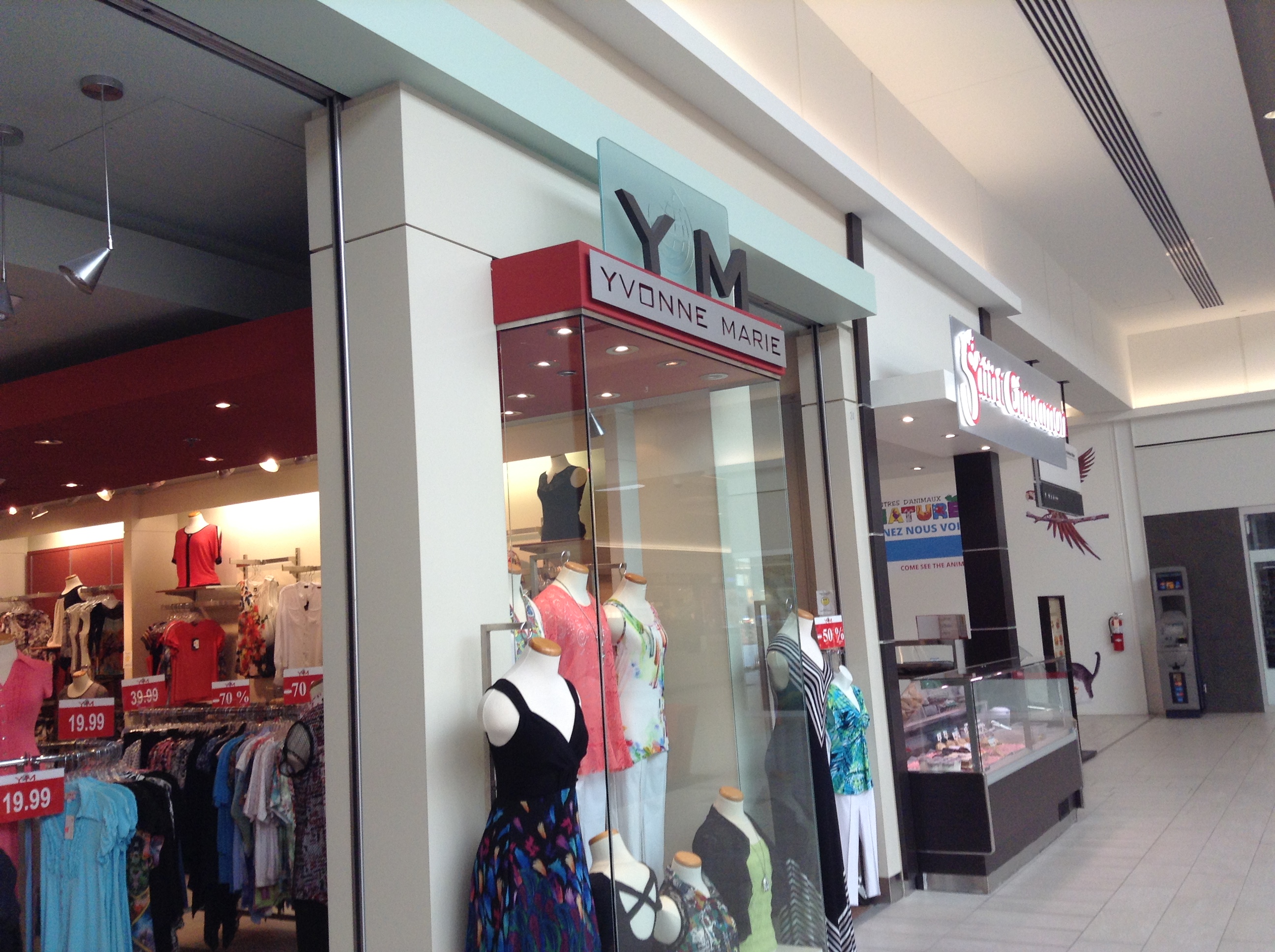 Le centre d’achats du mois : le Centre Laval - URBANIA